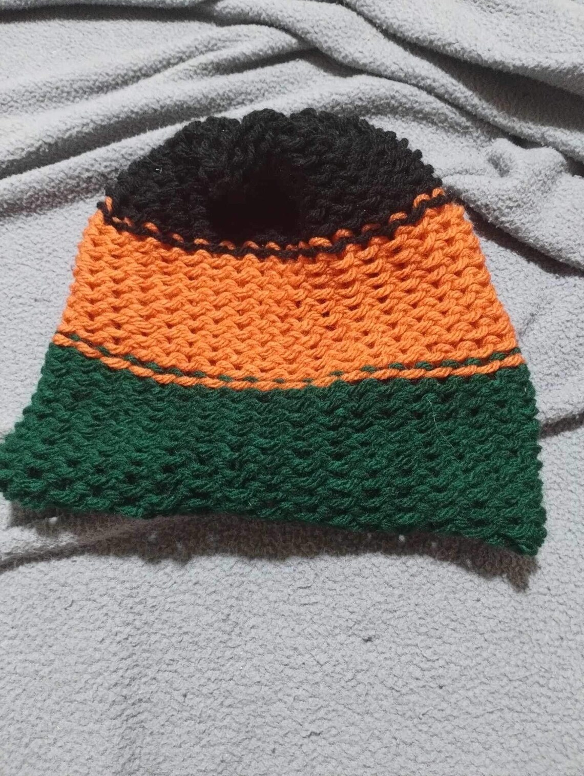 MHA- Bakugo Scarf and Beanie - Etsy