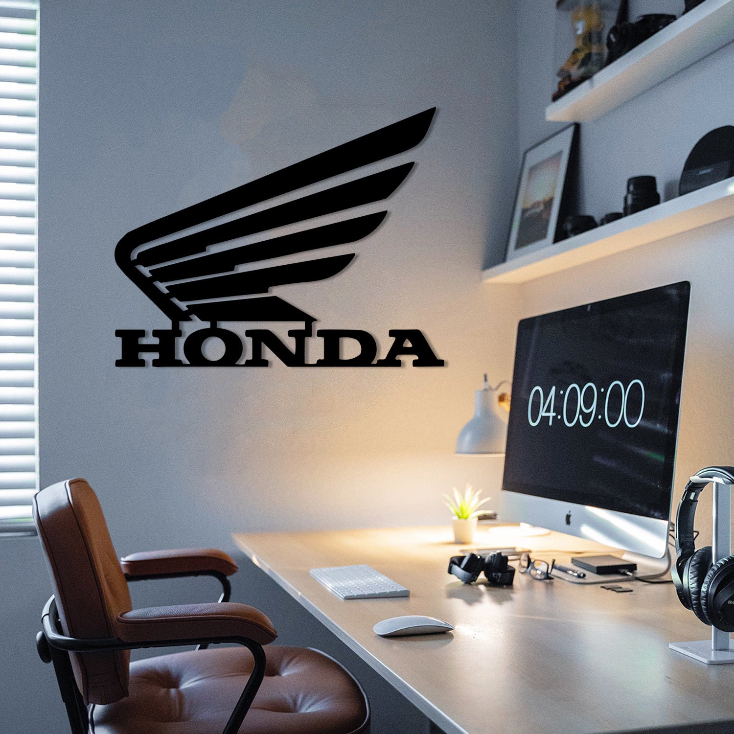 Metal Wall Decoration of Honda Model Vehicle. It Will Be Indispensable ...