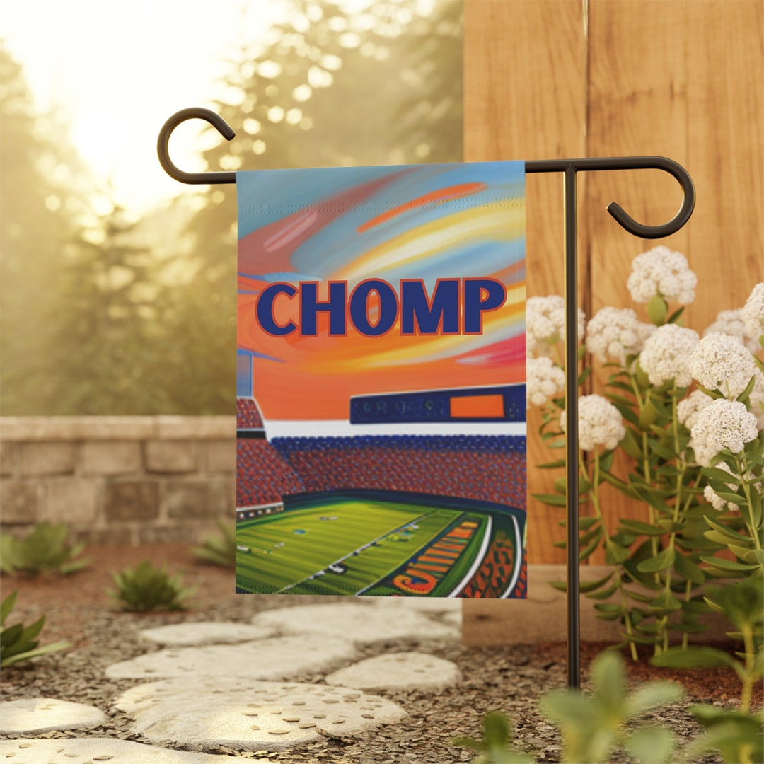 Florida Garden Flag- Chomp With Stadium Painting, Gators Chomp Flag ...