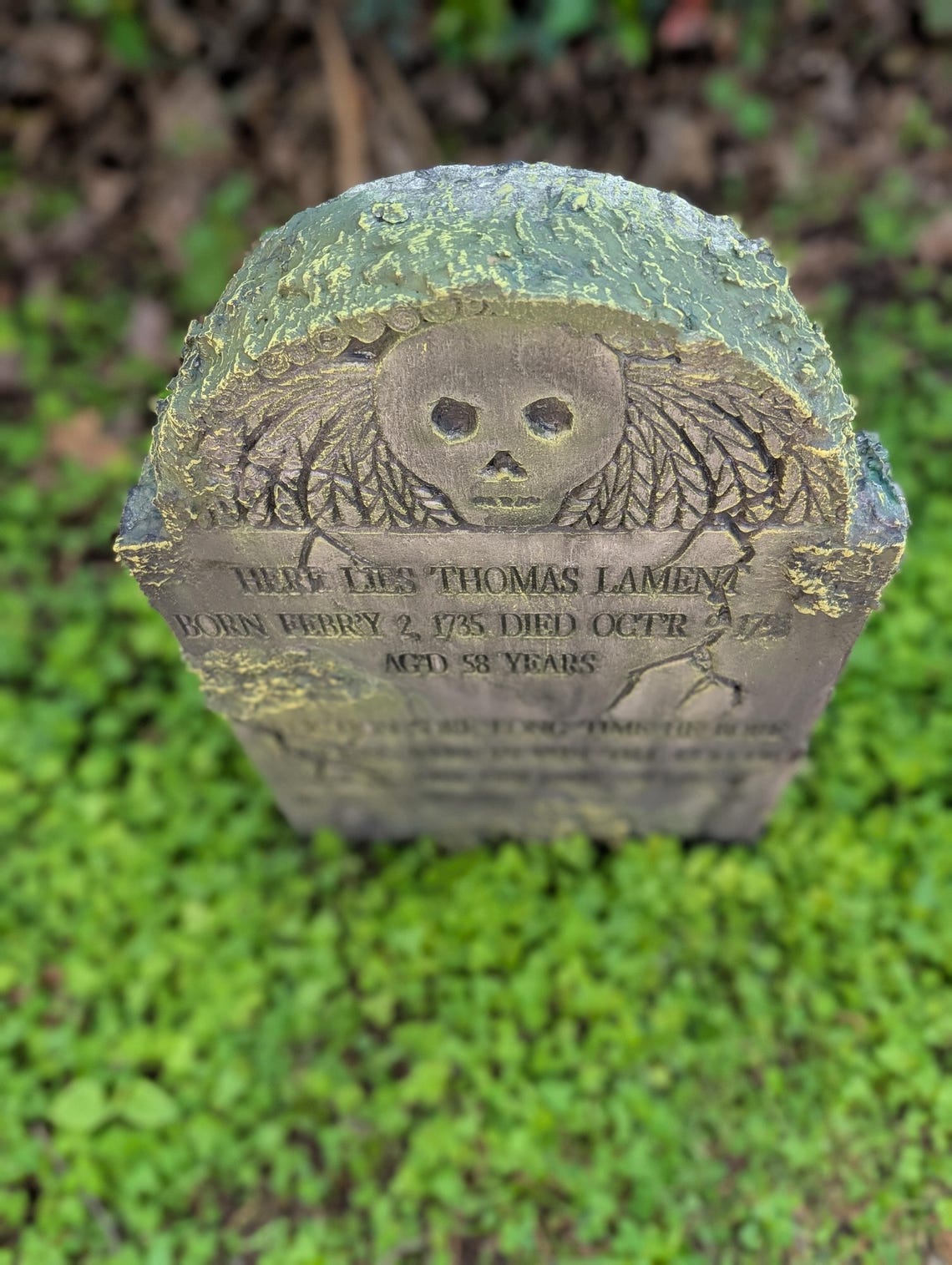 Cracked Colonial Winged Skull Gravestone – Custom Name & Faux Moss ...