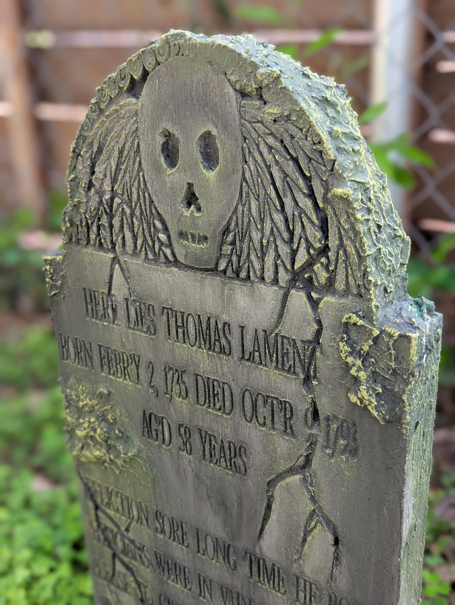 Cracked Colonial Winged Skull Gravestone – Custom Name & Faux Moss ...