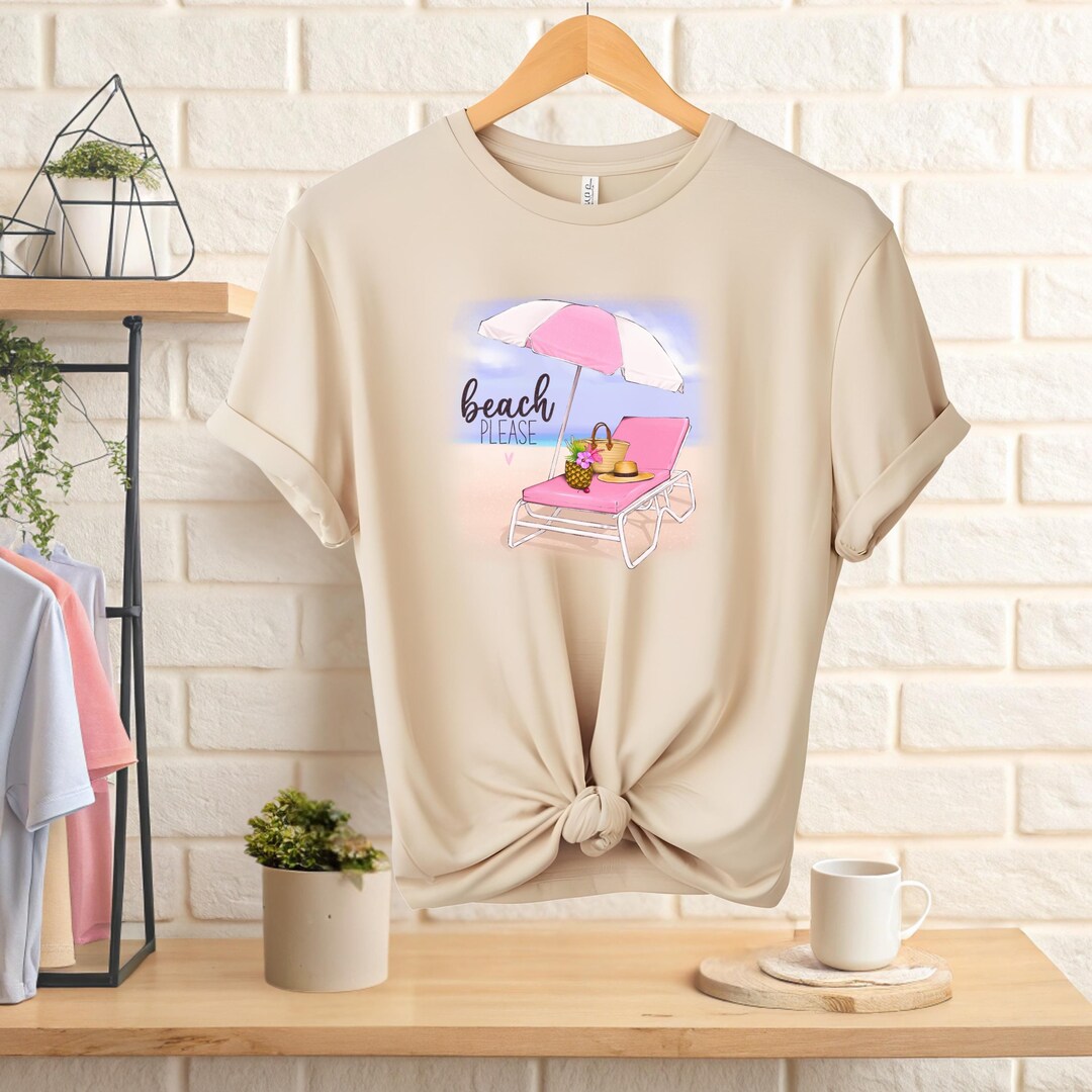 Ocean Beach Scene T-shirt: Summer Vacation Outfit - Etsy
