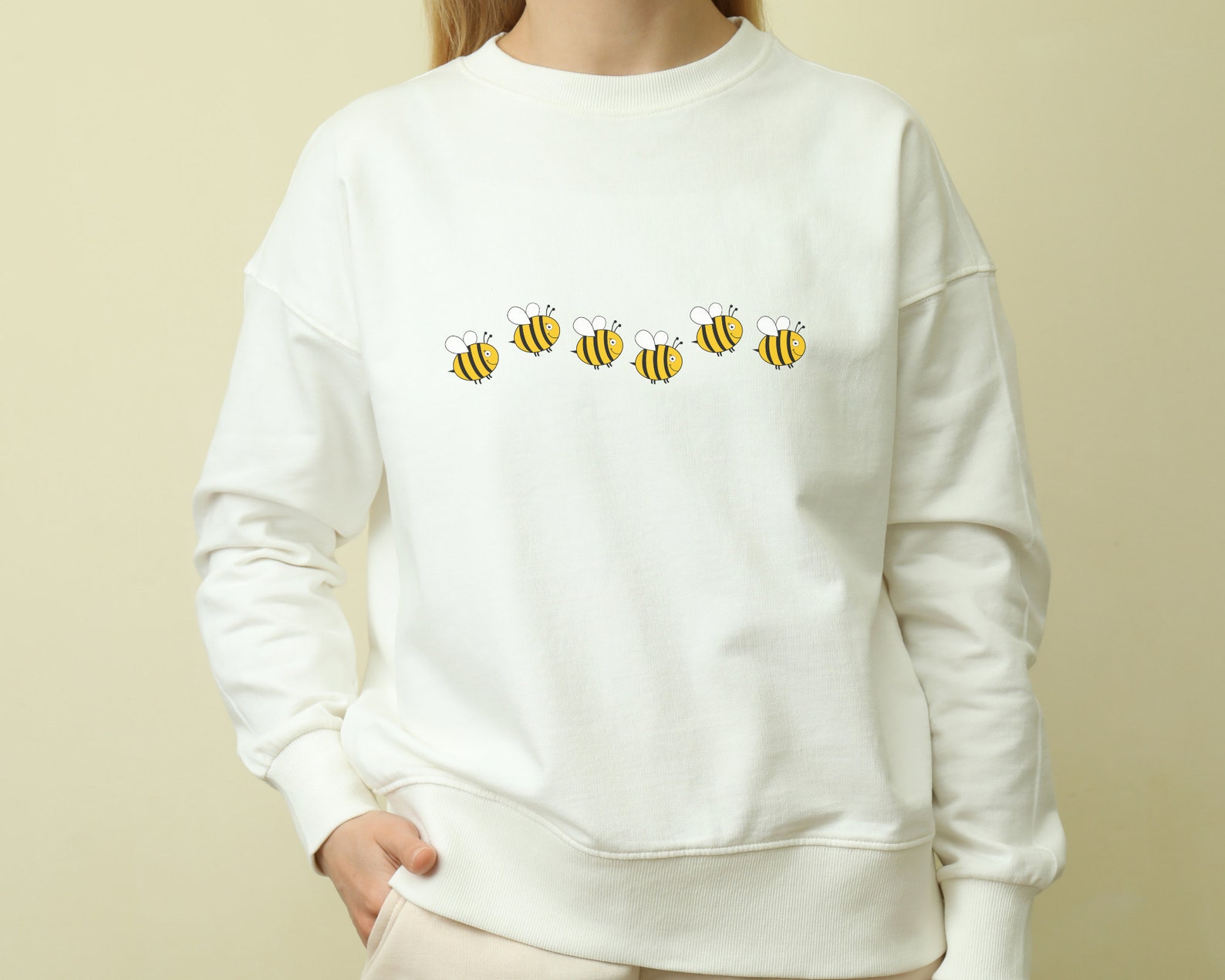 Bee Svg Bundle, Bee Png Bundle, Bee Cut Files, Honeycomb Svg, Bee ...