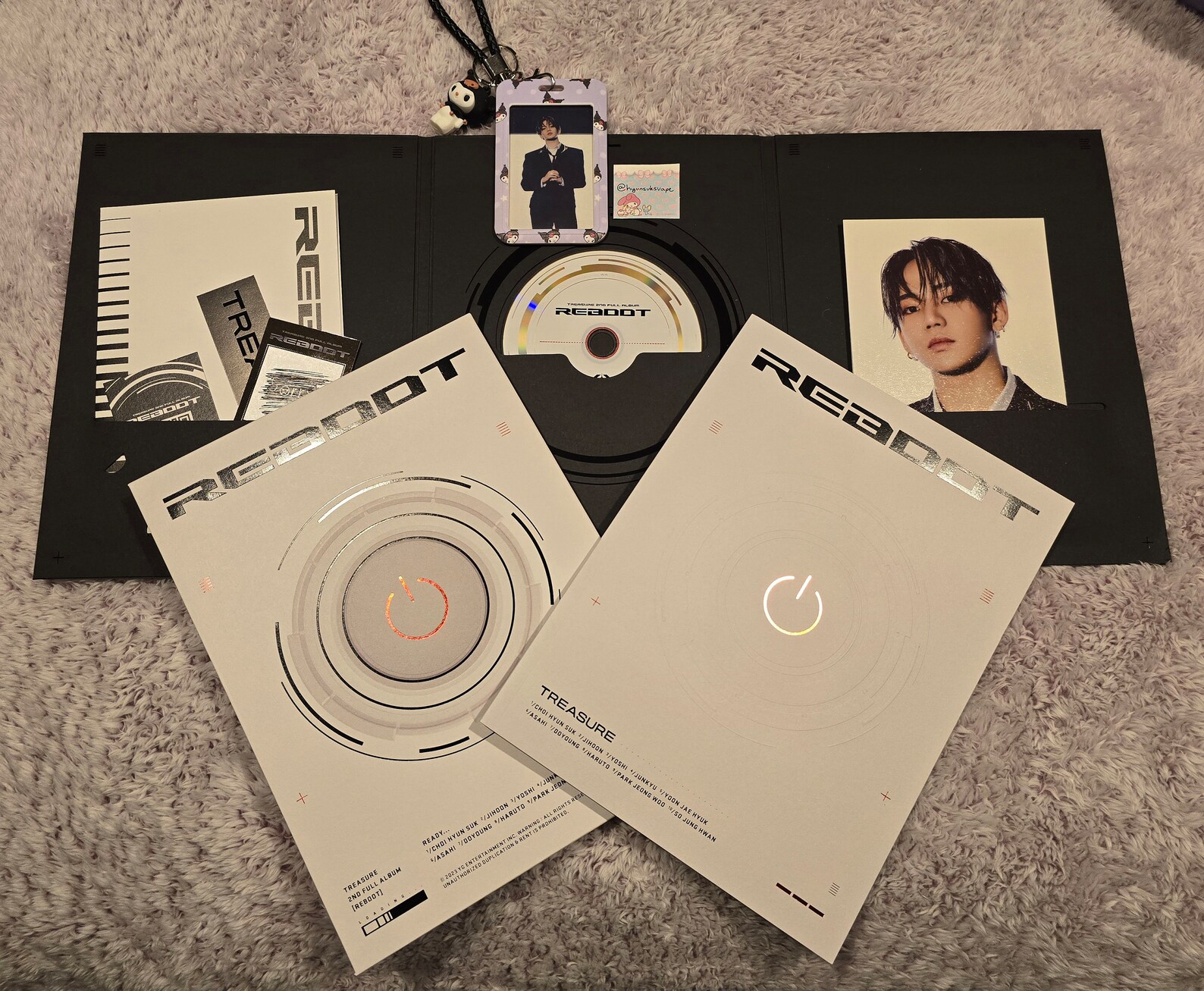 Official K-pop Albums (inclusions May Vary - See Description) - Etsy
