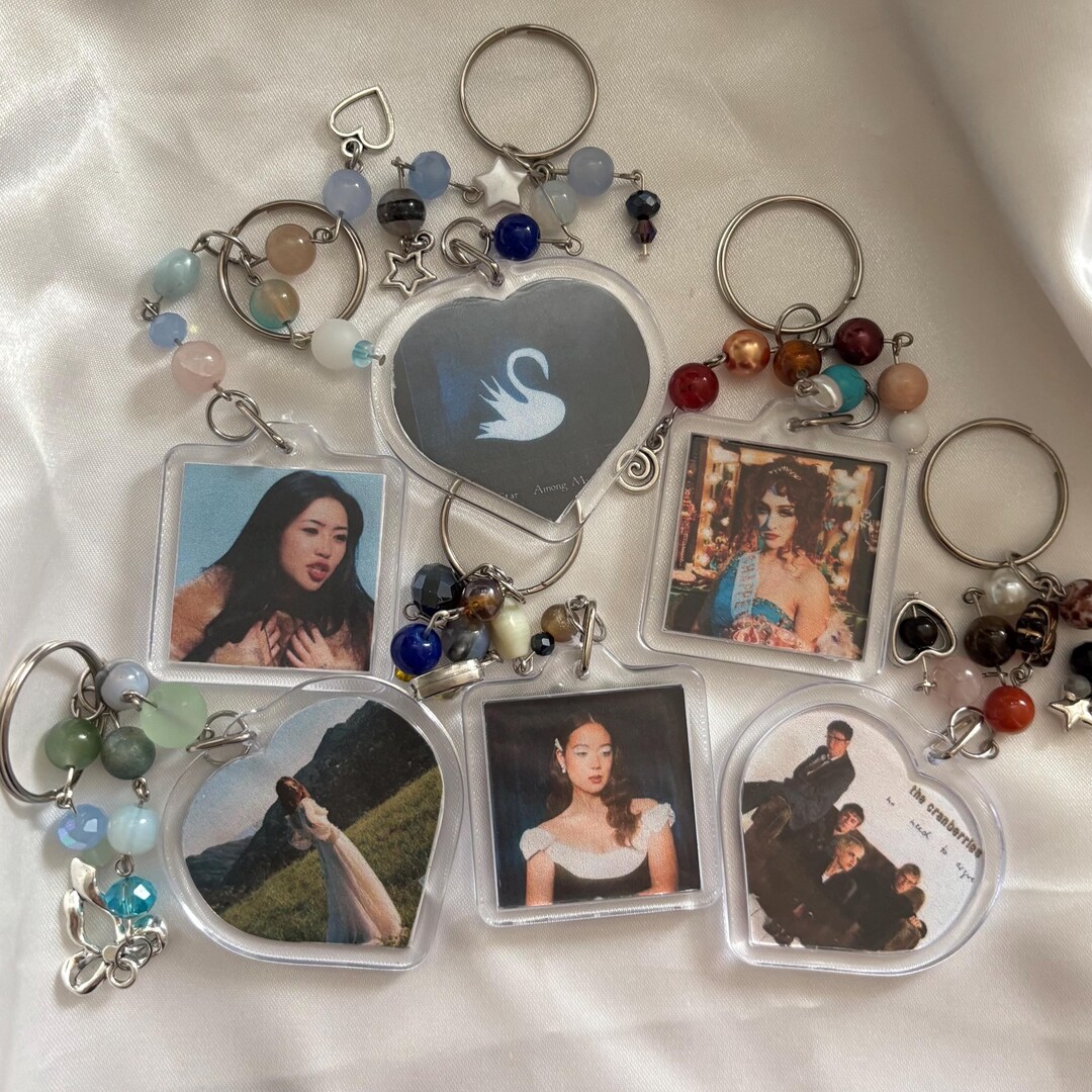Customizable Album Cover Keychains ~ Heart and Square Shaped Pendants ...