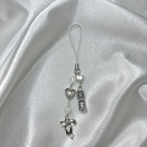 Bow & Pearl Phone Charm | Aesthetic | Handmade | Beaded Charm - Etsy