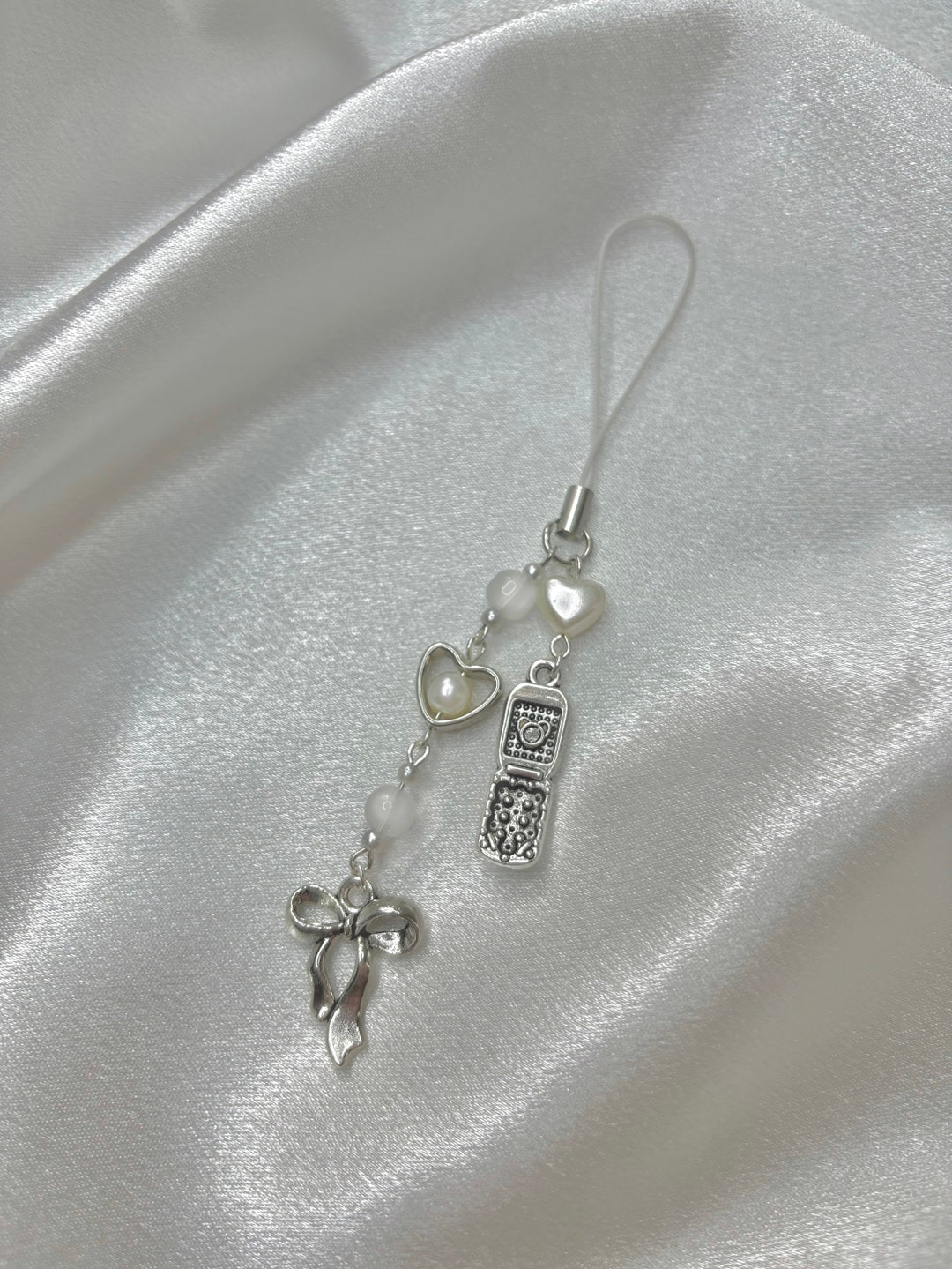 Bow & Pearl Phone Charm | Aesthetic | Handmade | Beaded Charm - Etsy