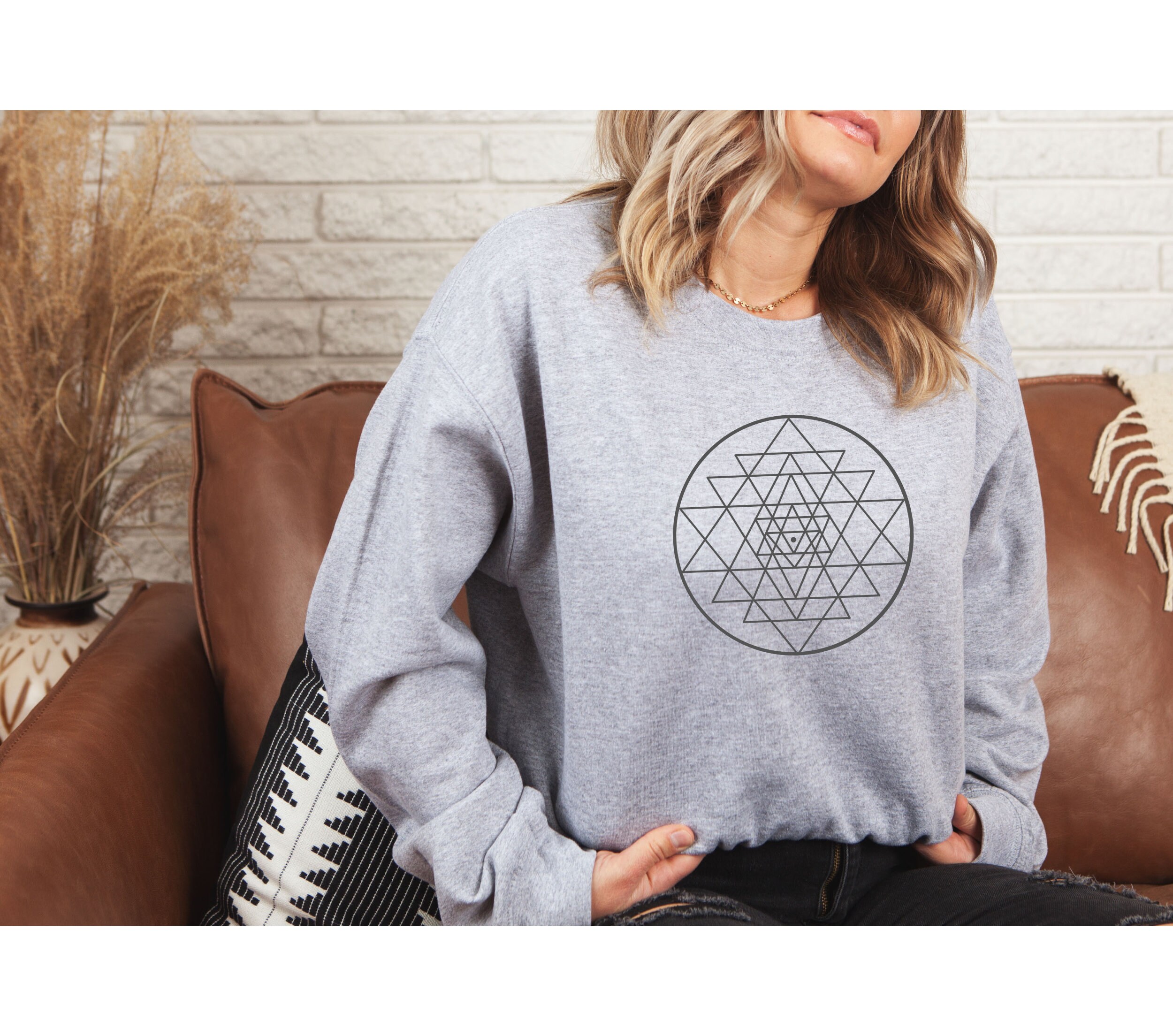 Sri Yantra Sweatshirt , Shri Yantra, Shri Chakra, Symbolic, Mystical ...