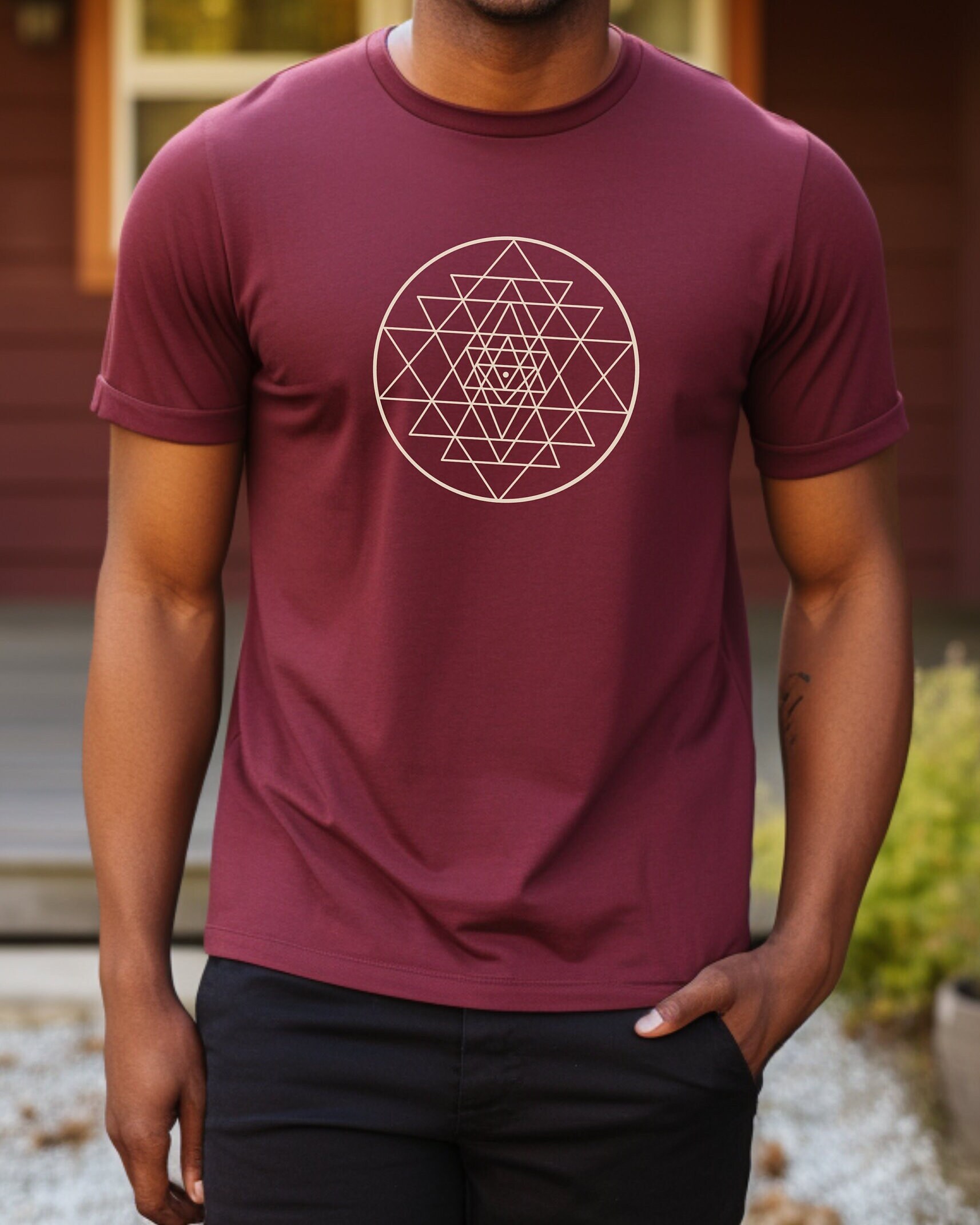 Sri Yantra Shirt , Shri Yantra, Shri Chakra, Symbolic, Mystical Diagram ...