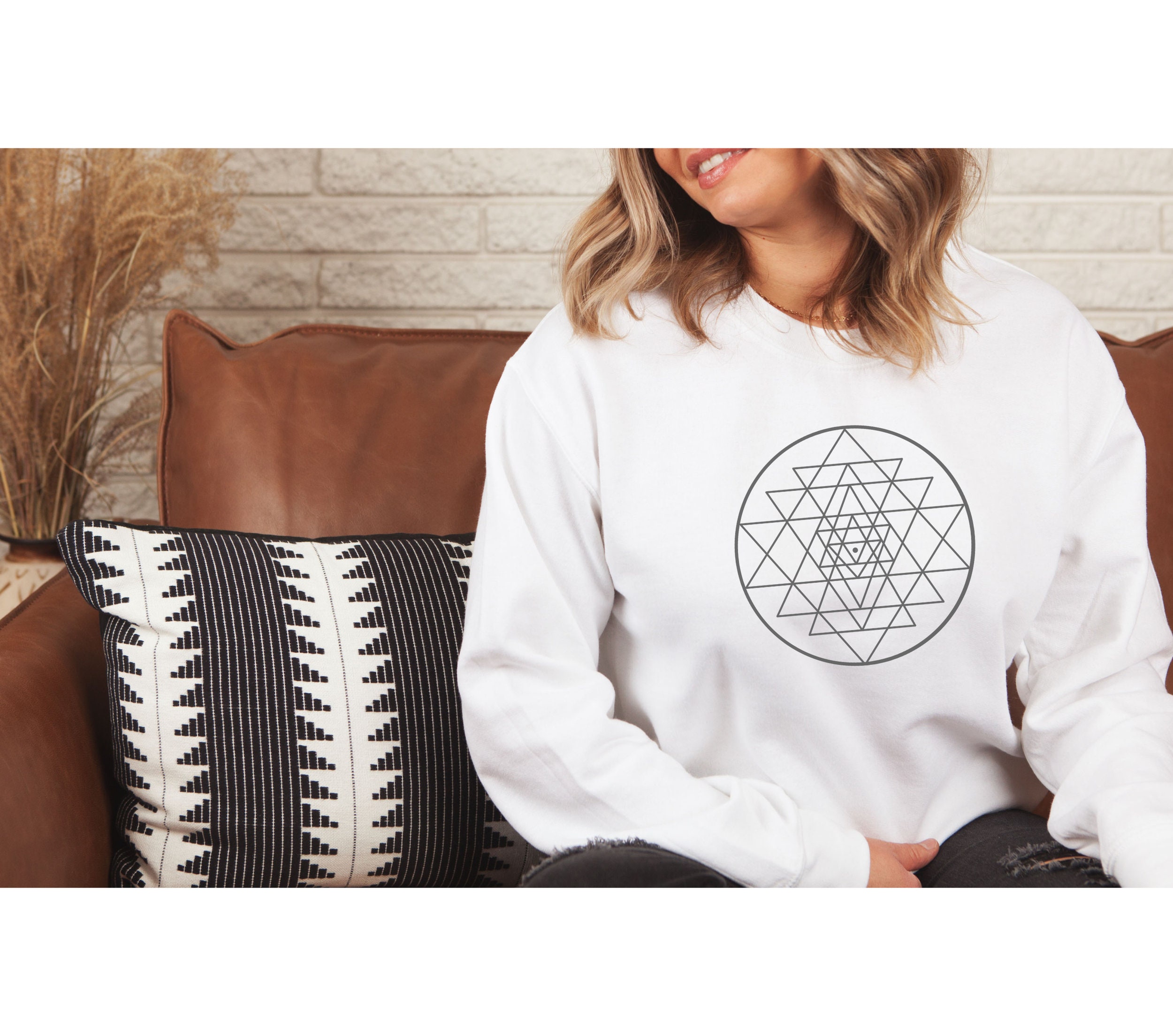 Sri Yantra Sweatshirt , Shri Yantra, Shri Chakra, Symbolic, Mystical ...