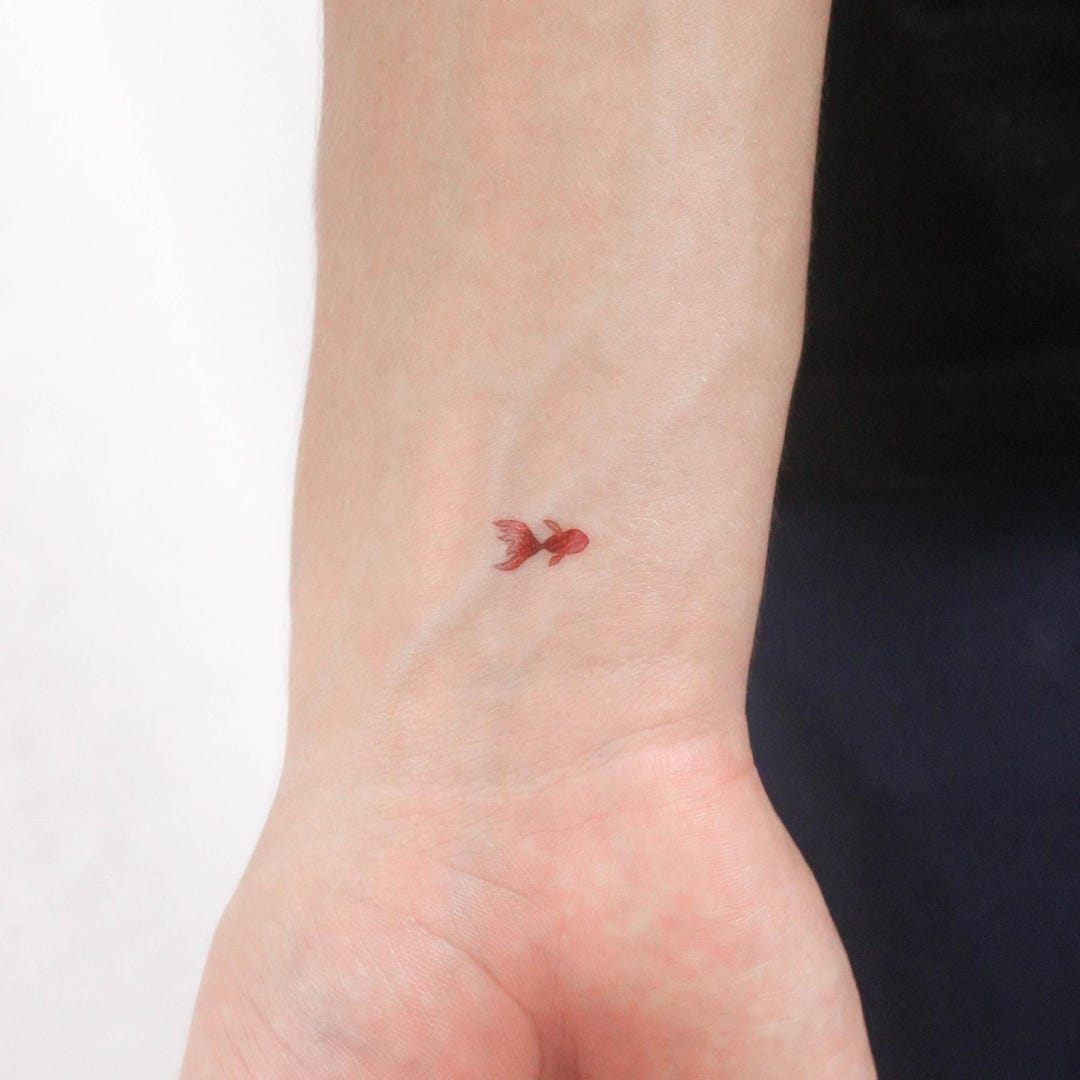 Tiny Red Fish Temporary Tattoo (set of 3) - Etsy