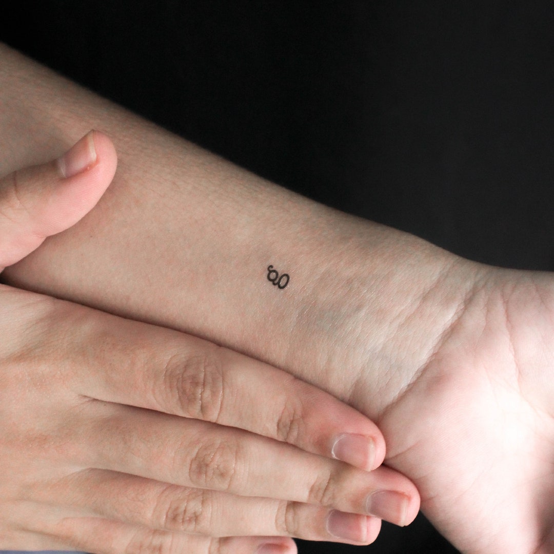 G Typewriter Lowercase Temporary Tattoo (set of 3) - Etsy