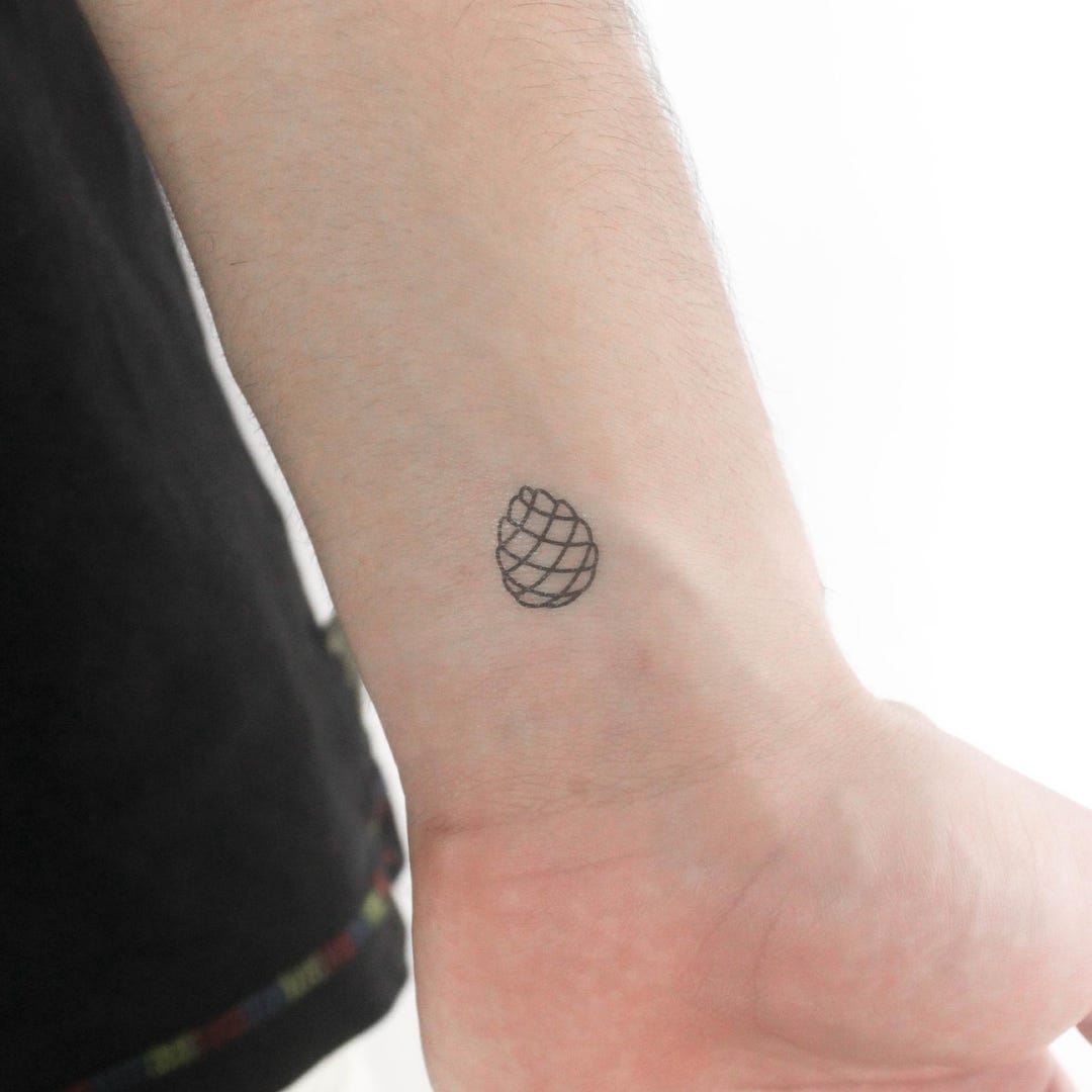 Minimalist Pine Cone Temporary Tattoo (set of 3) - Etsy