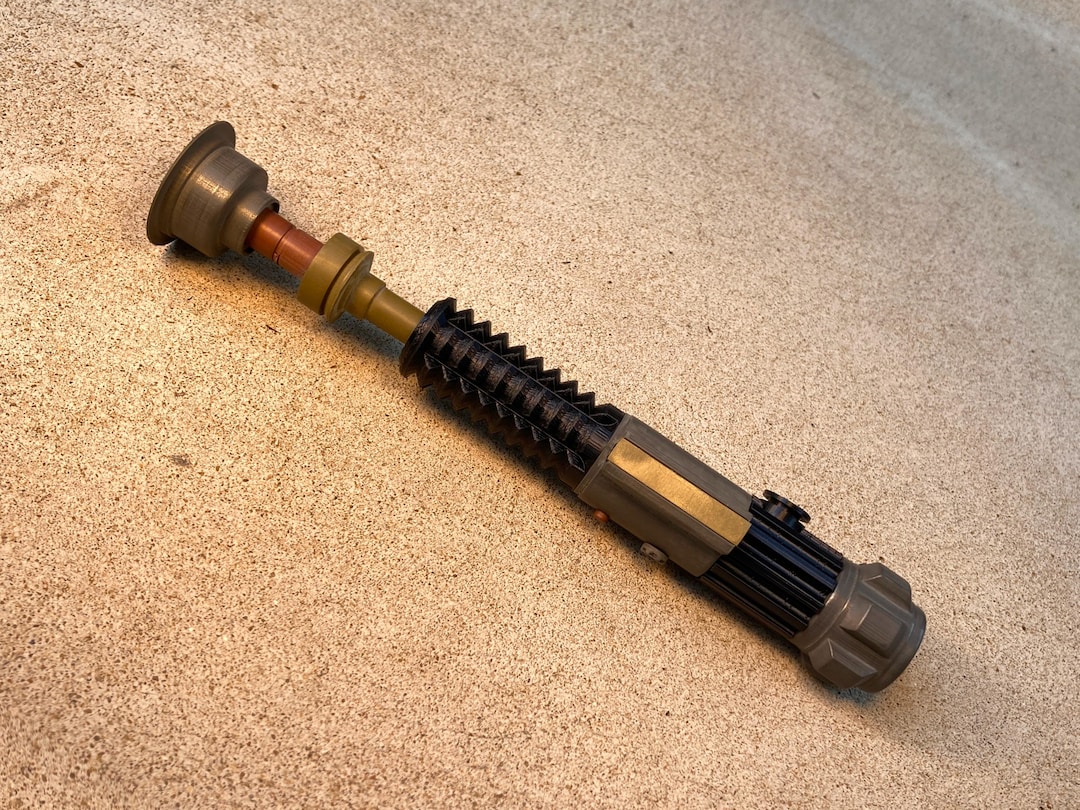 Obi-wan Kenobi Lightsaber Hilt From Star Wars Episode III: Revenge of ...
