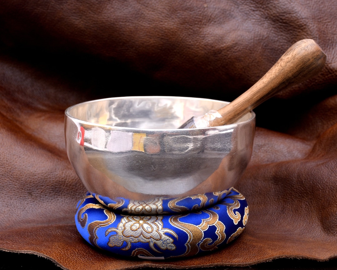 6 Inch Silver Color Bowl | Tibetan Silver Plated Singing Bowl ...