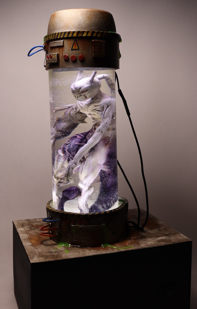 MEWTWO Diorama Made From Polymer Clay and Resin resin Lamp - Etsy