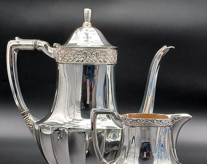 1936 Oneida Community Coronation Pattern Teapot & Creamer Set ...