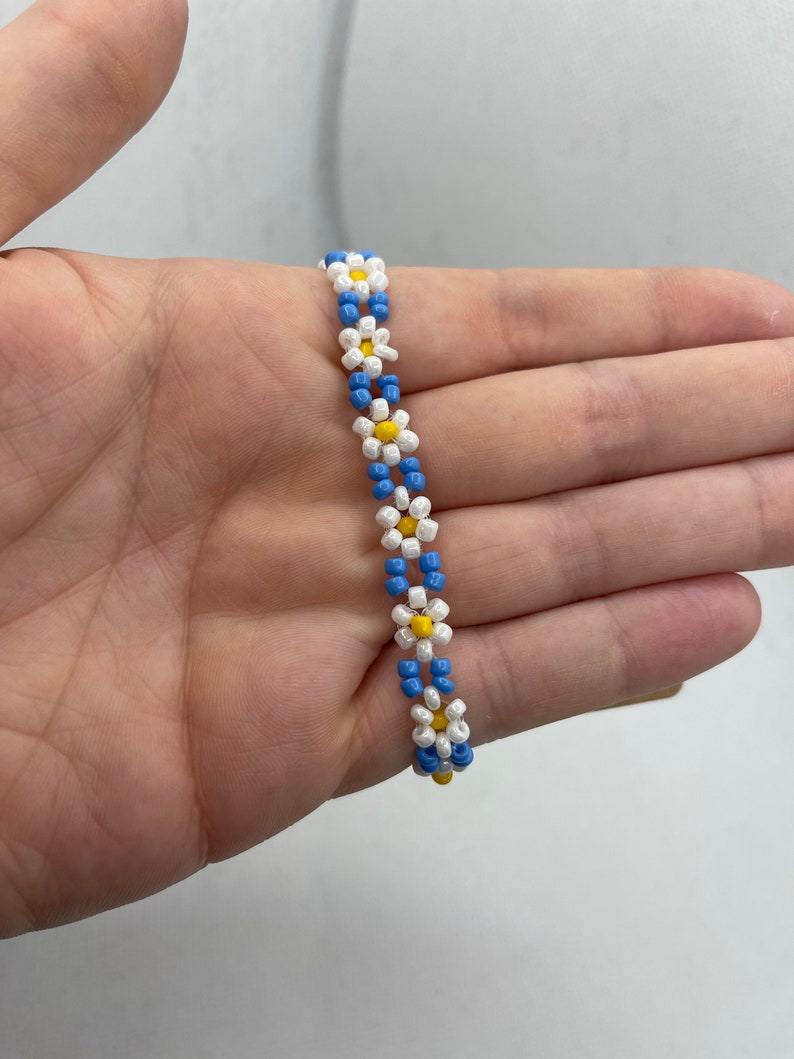 Daisy Chain Beaded Bracelet - Etsy
