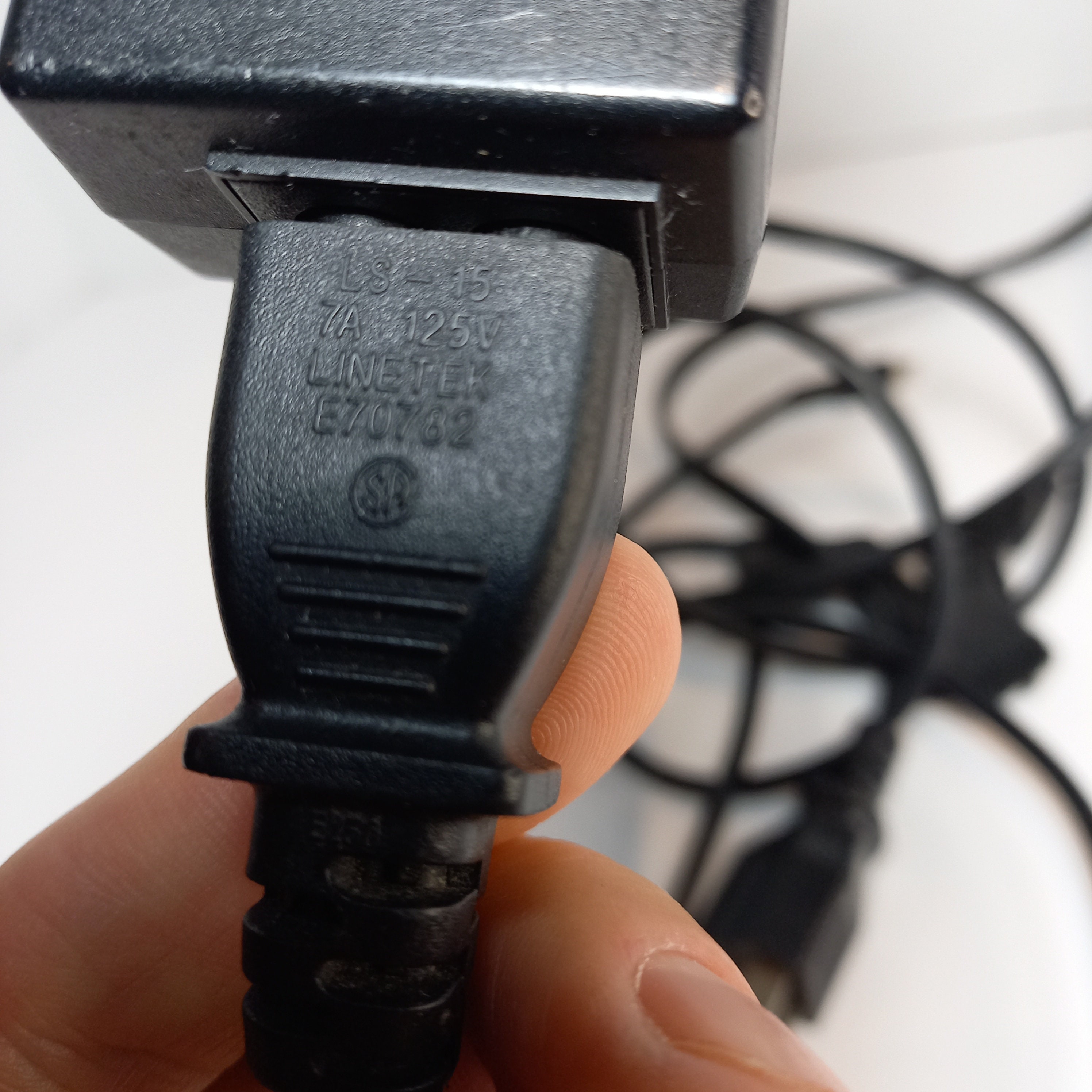 Ac/dc Adapter for HP IS 13252 Iec 60950 With Cord Laptop Power Charger ...