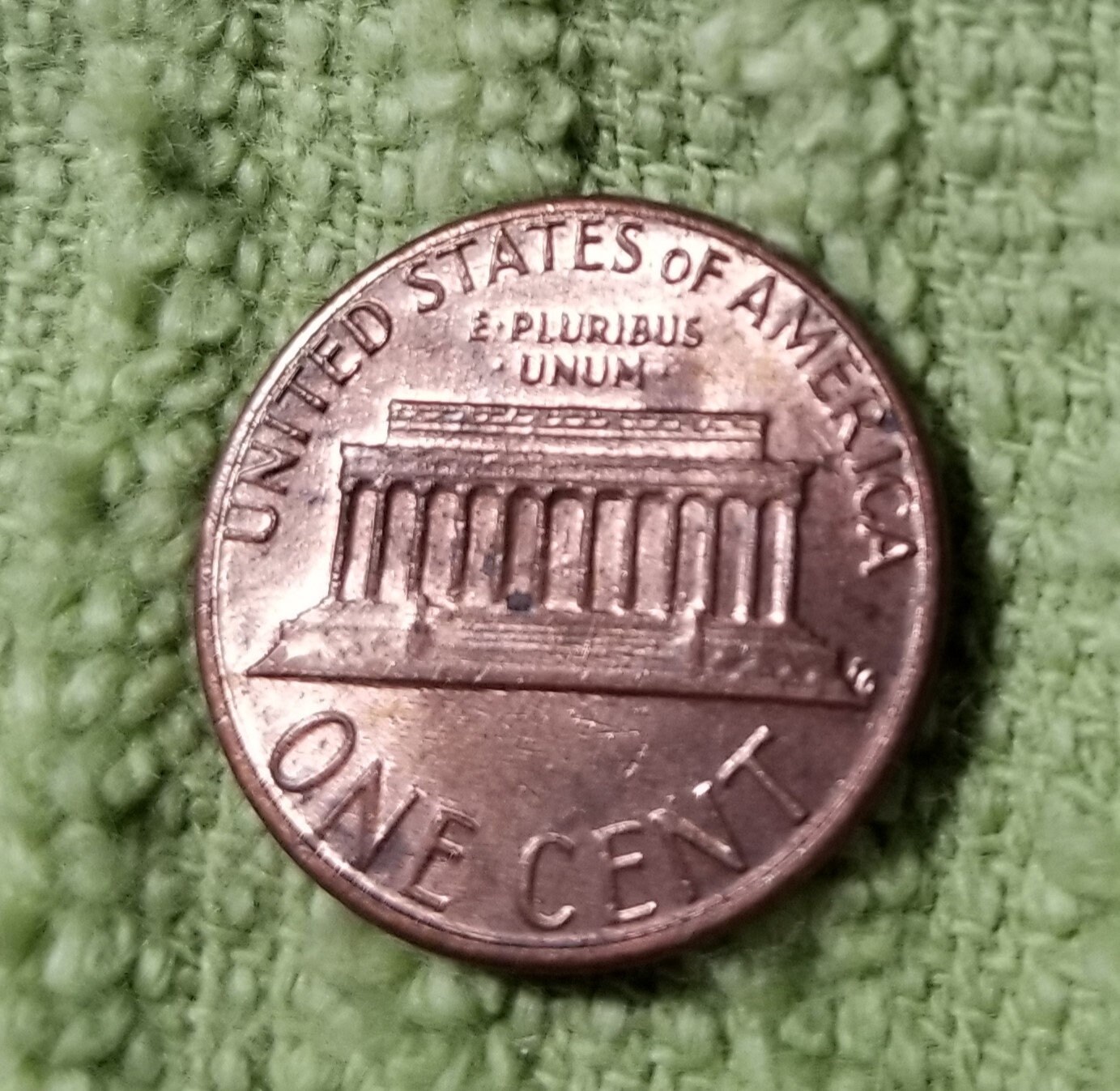 US One-cent-coin 1983 Memorial & Lincoln- Penny (error on Lincoln's ...