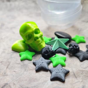 Zombie Pod! Green Treasure & a Human Skull Token! Trinkets, Stars, Mini ...