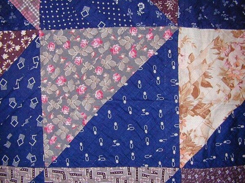 Vintage Strip Triangles Quilt - Etsy