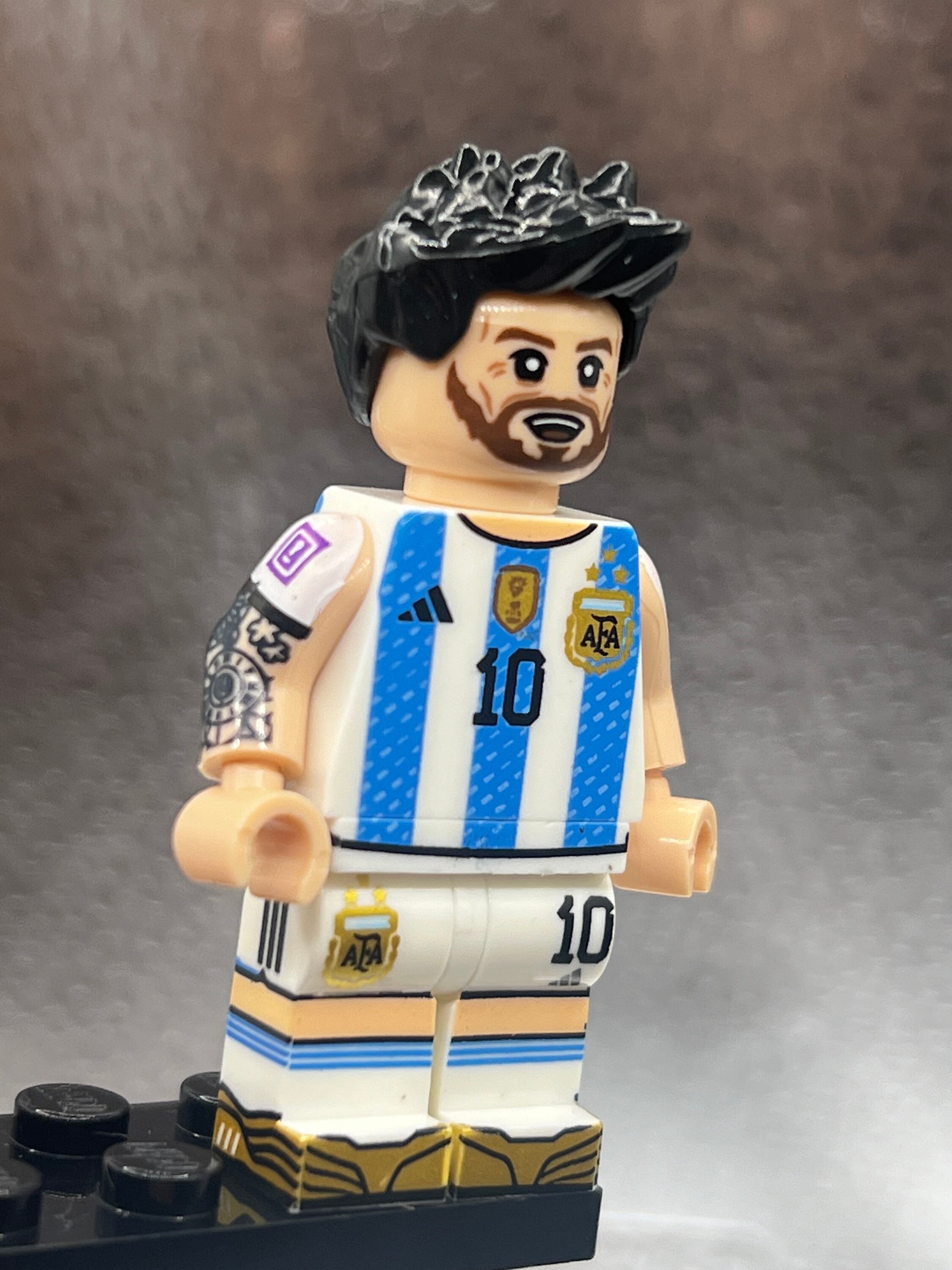 Lionel Messi World Cup Champion Custom Brick Argentina Minifigure 10 ...