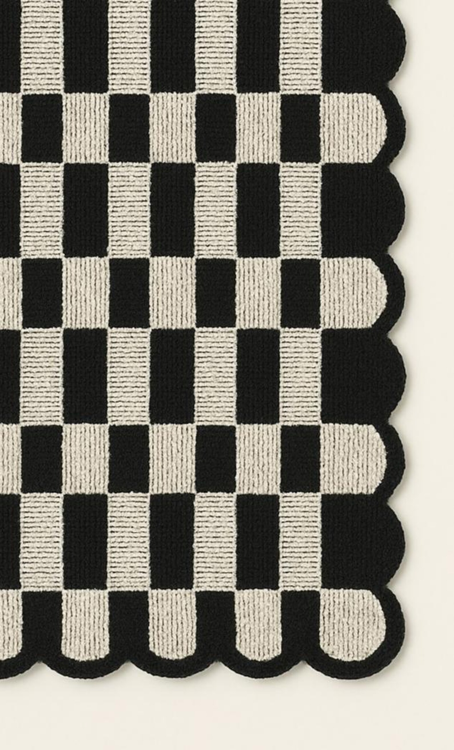 Hand-tufted Wool Rug: Black and White Scallop Checkered Design - Etsy
