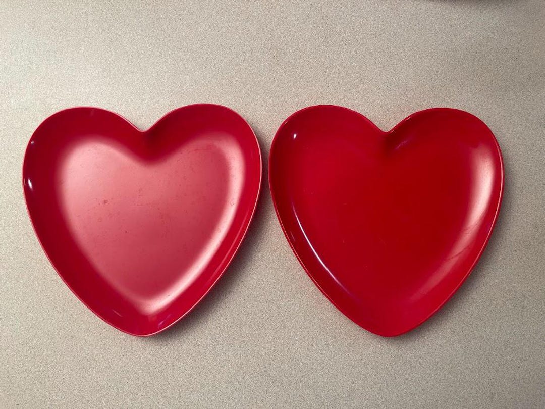 Red Valentine Love Heart Plates 9"x9" Set of 2 - Etsy