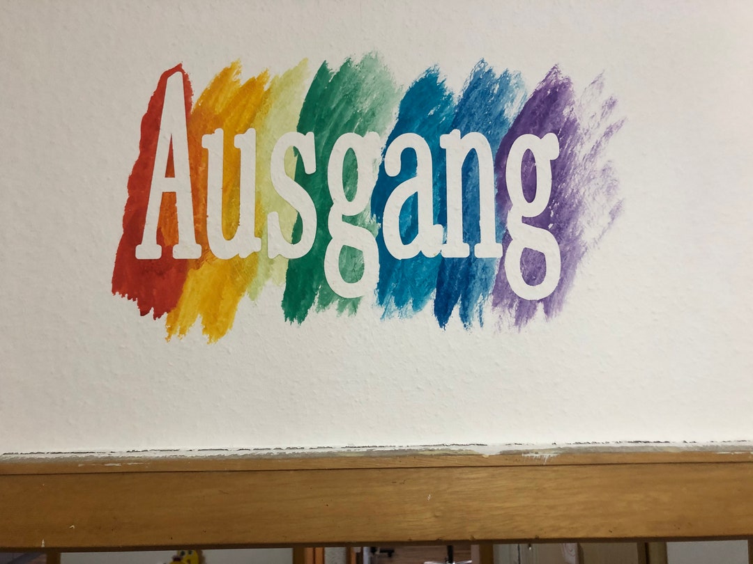 Creative Wall Design With Crepe Letters: Get Your Individual Letters ...