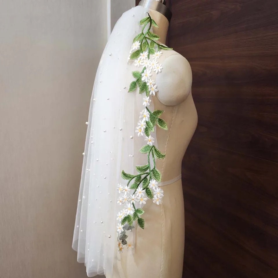 Gorgeous Floral Wedding Veil With Pearls, Green Bridal Tulle Veil, 1 ...