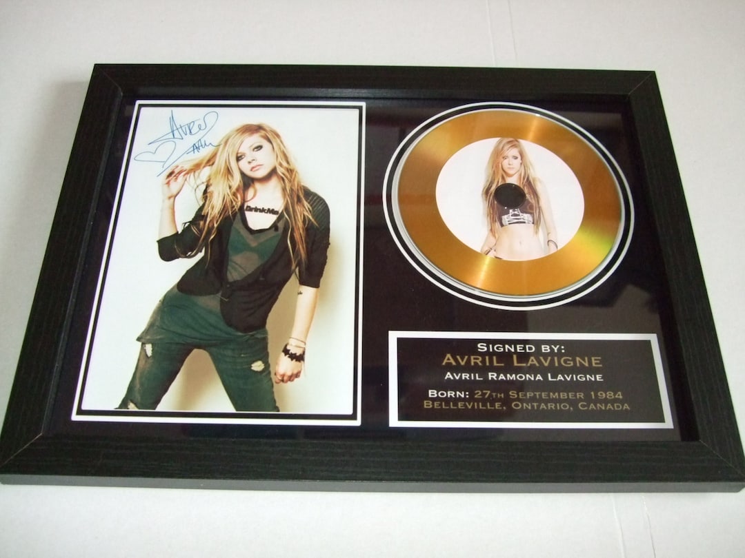 Avril Lavigne Signed Mount Framed - Etsy