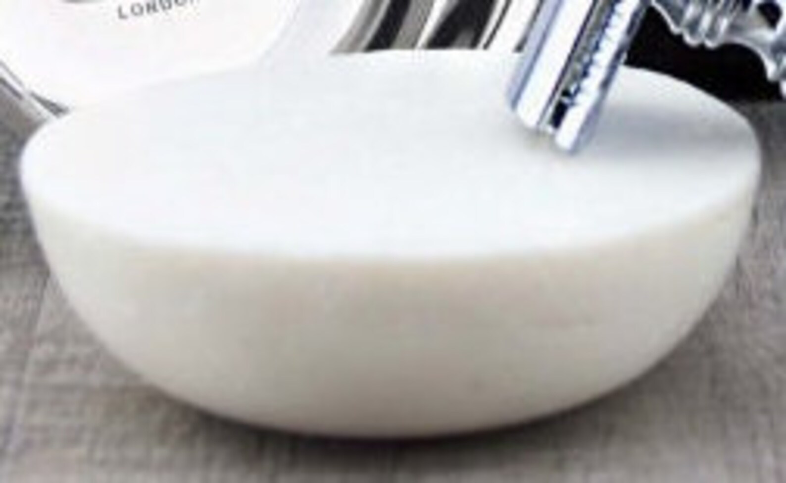 Deluxe Men's Shaving Kit: Premium Grooming Set With Razor and Shaving ...