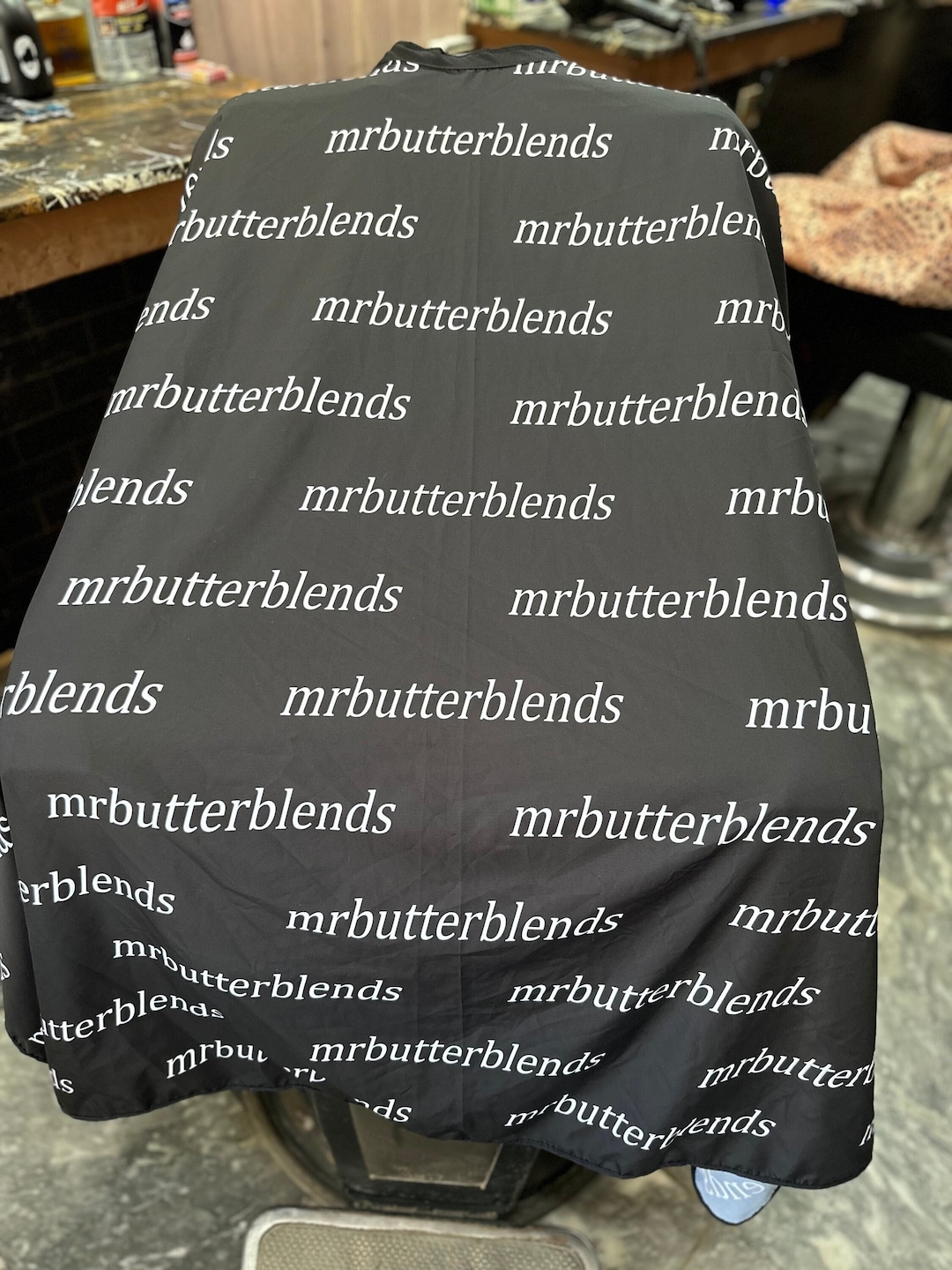 Professional Multiple Logo Barbershop Capes, Custom Hairdressing Capes ...