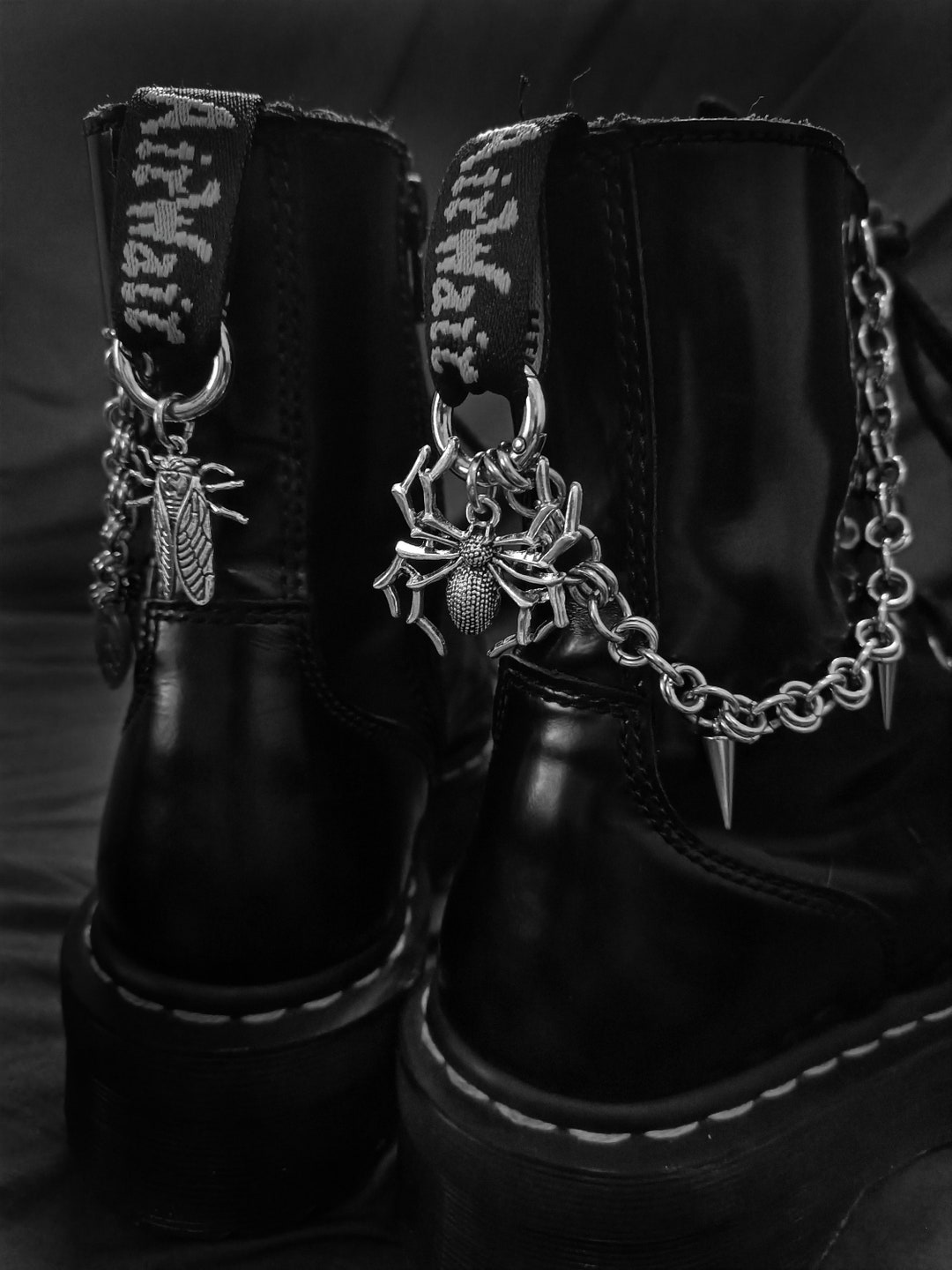 Boot Chains "the Spider and the Fly"- Chainmaille Accessories- Boot ...
