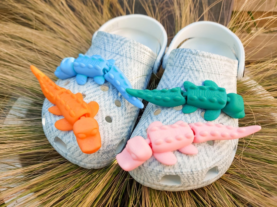 Flexi Crocodile Shoe Charms | 3D Glow in the Dark Animal Shoe Clips - Etsy