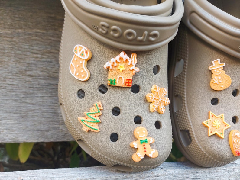 Gingerbread Cookie Shoe Charms | Sweet Christmas Shoe Clips | 3D Winter ...