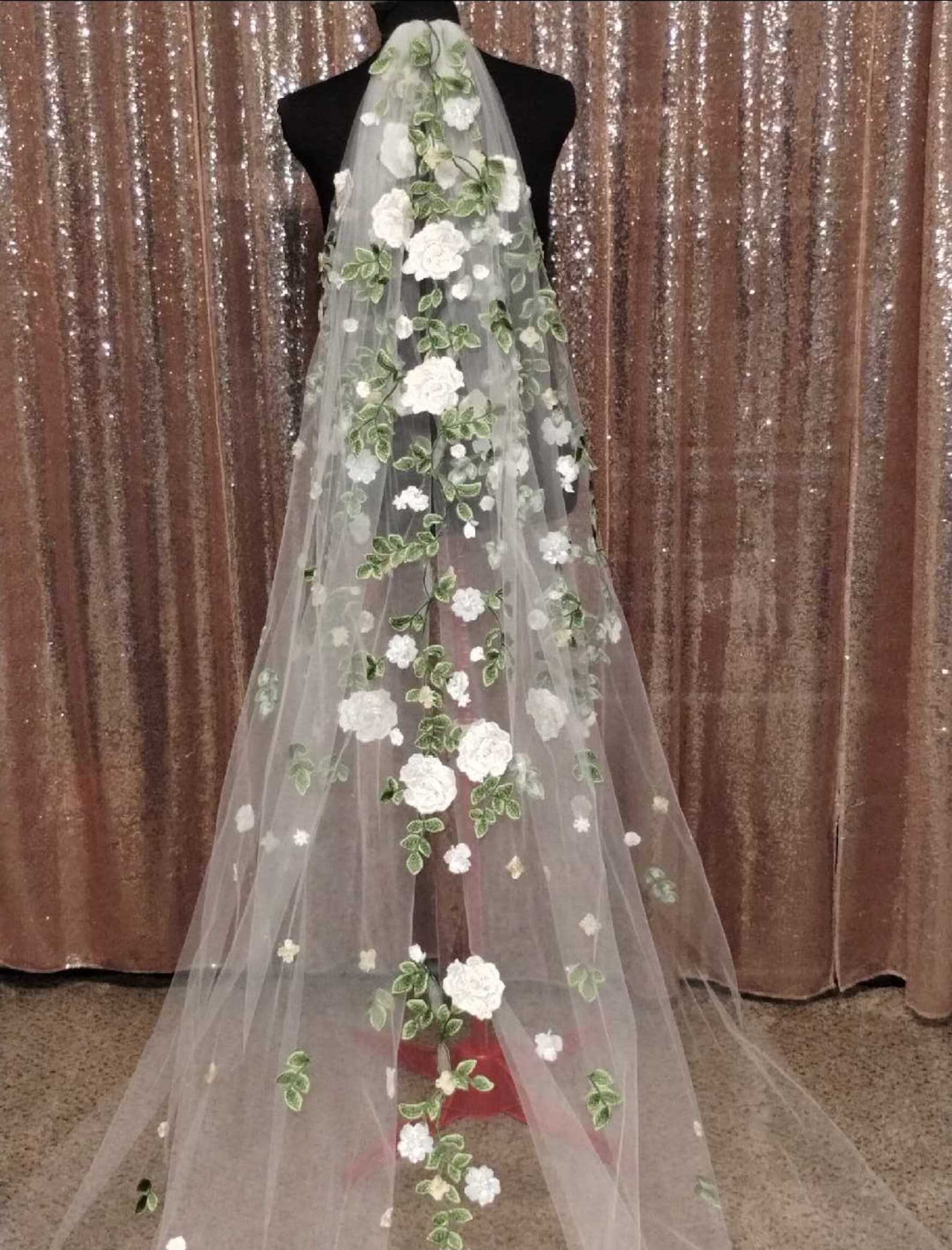 Trailing Flowers and Vine Veil - Etsy