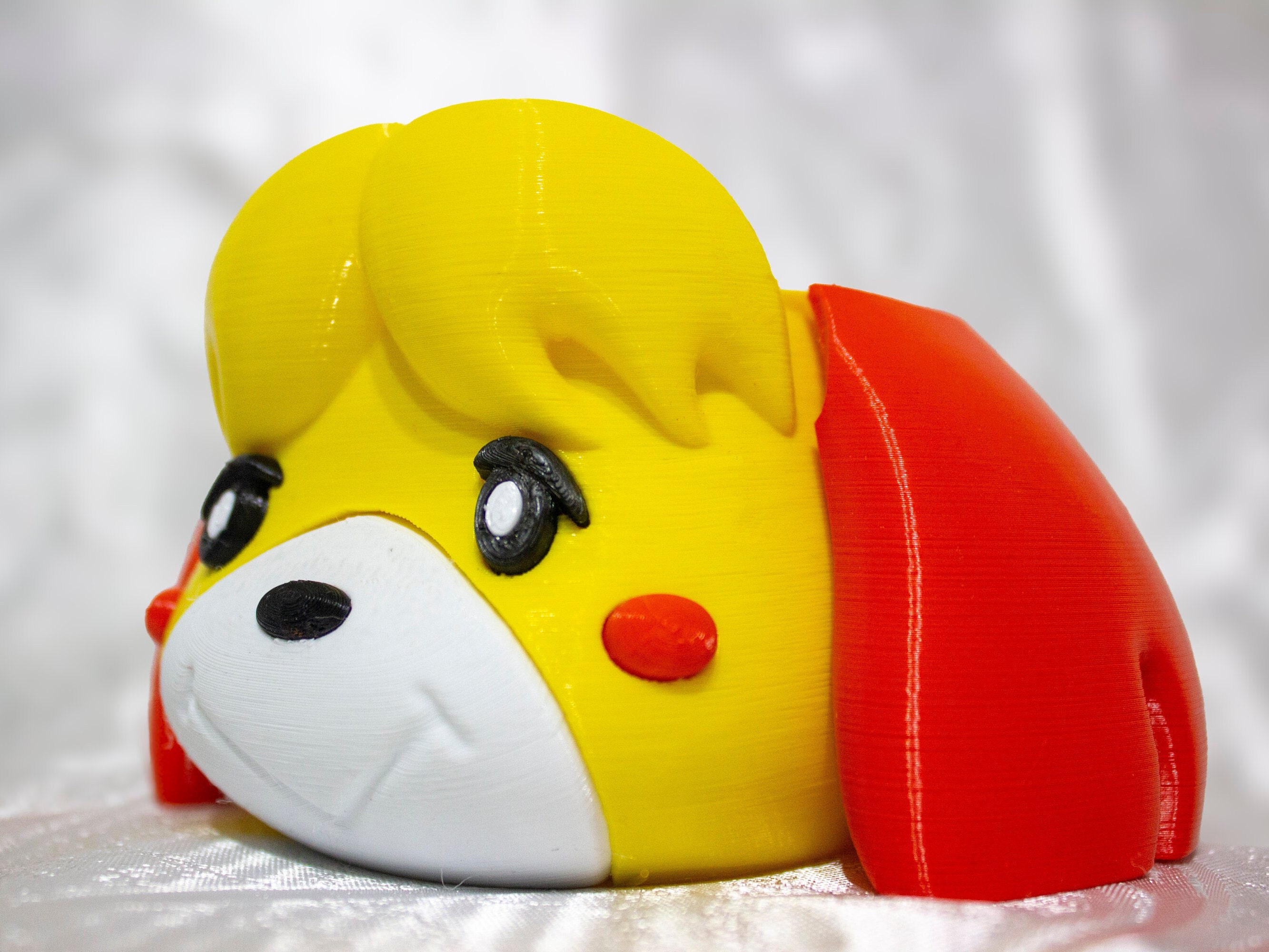 Animal Crossing Isabelle Pencil Holder, Succulent Acnh Isabelle Planter ...