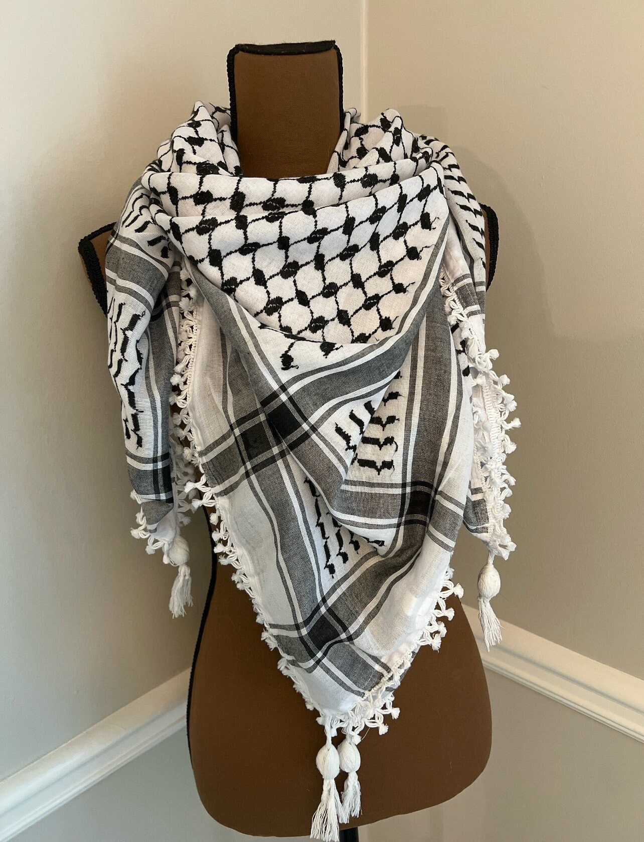Keffiyeh Palestine Scarf With Tassels - Etsy