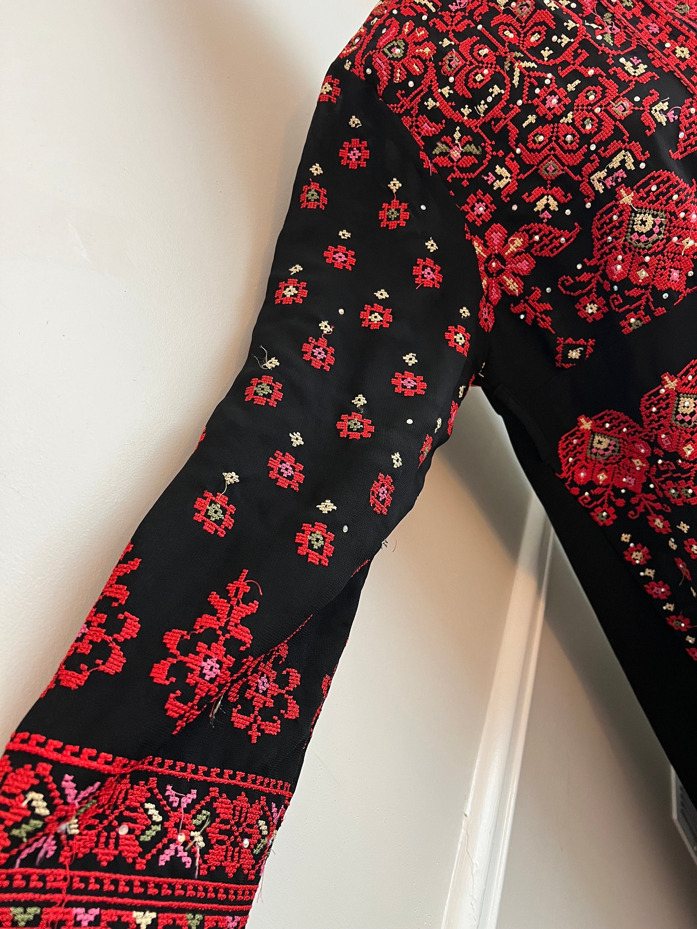 Palestinian Embroidered Dress black and Red - Etsy