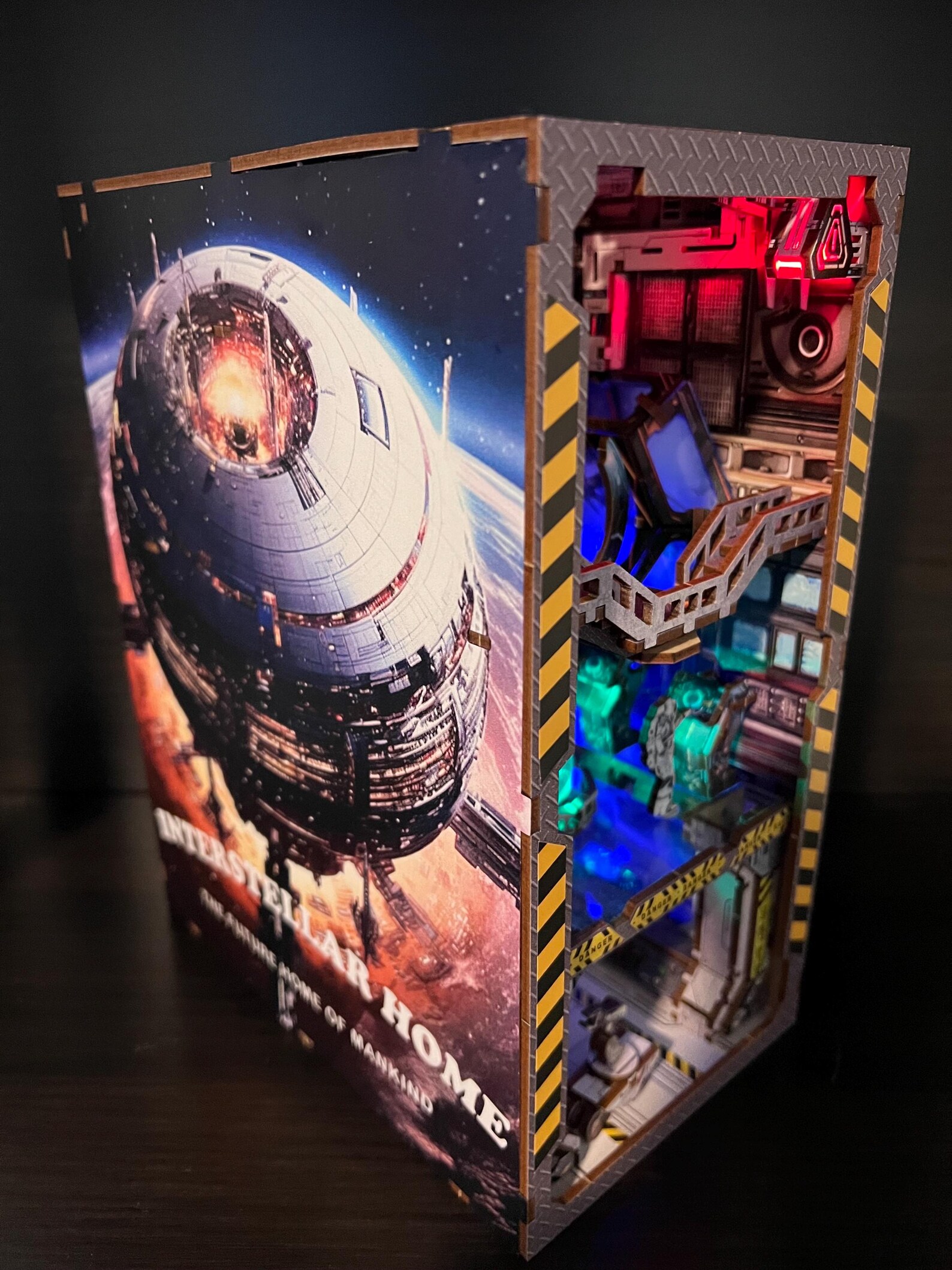 FINISHED Book Nook: Interstellar Home - 3 Levels (with Touch Lighting and Dust Cover) - Etsy