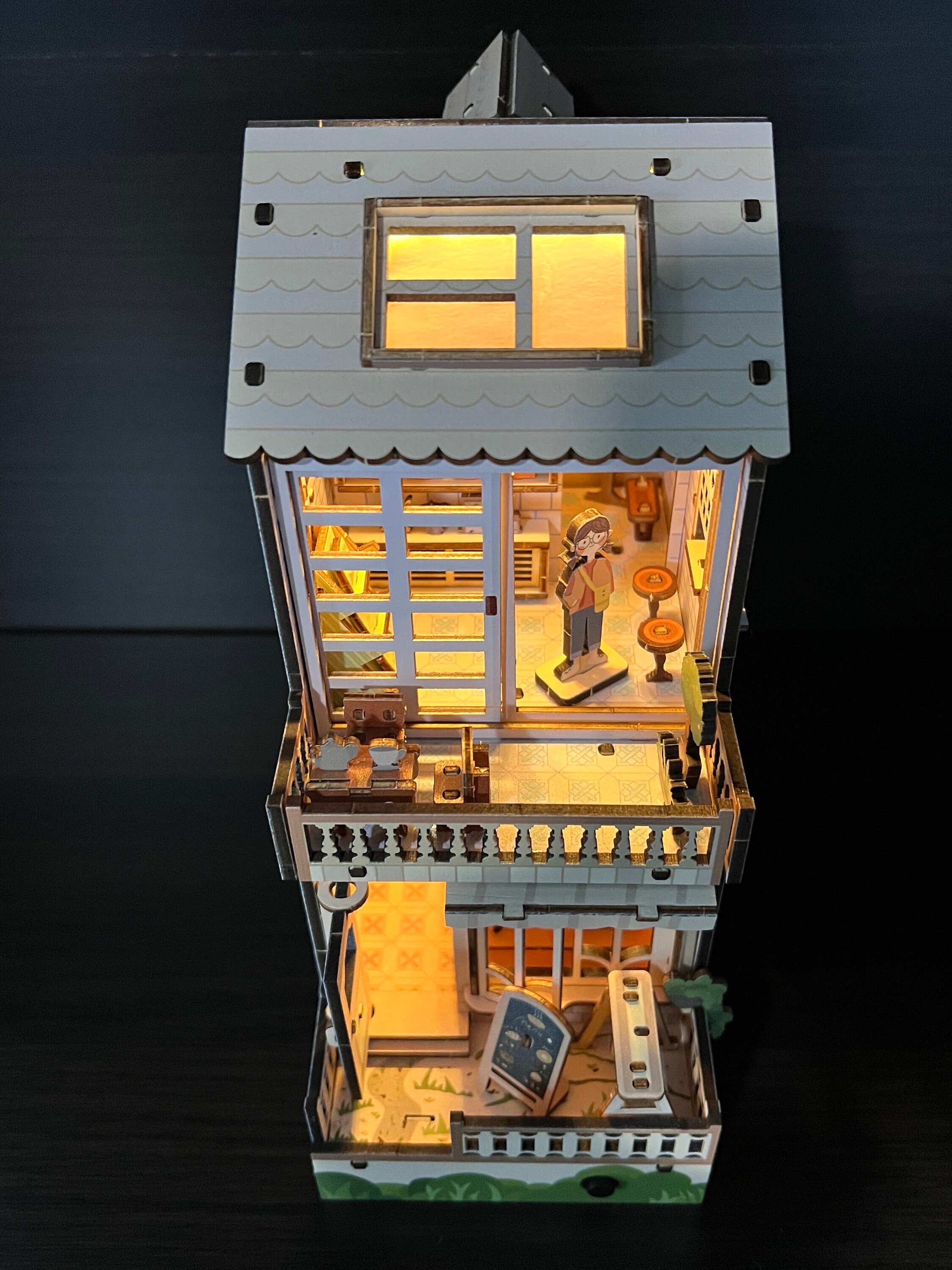 FINISHED Book Nook: Coffee Shop Petite Size with Lighting - Etsy