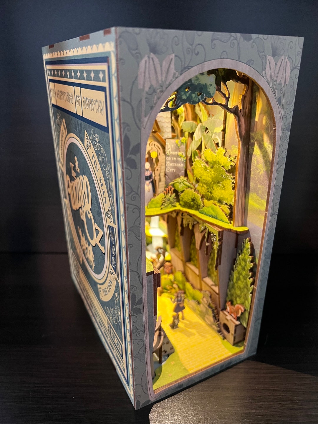 FINISHED Book Nook: the Wizard of Oz with Dust Cover and Touch Lighting ...