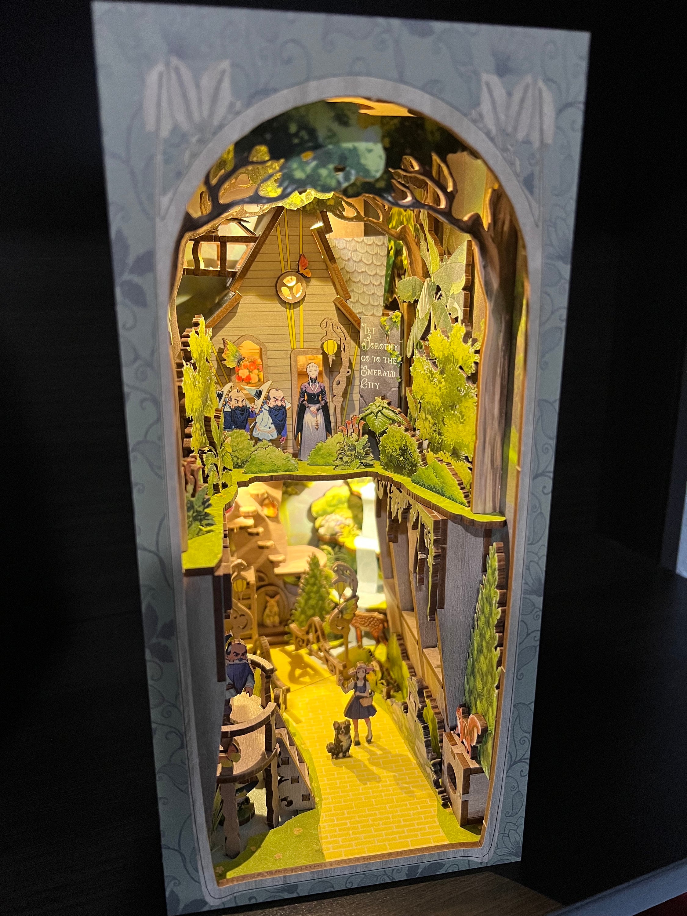 FINISHED Book Nook: the Wizard of Oz with Dust Cover and - Etsy