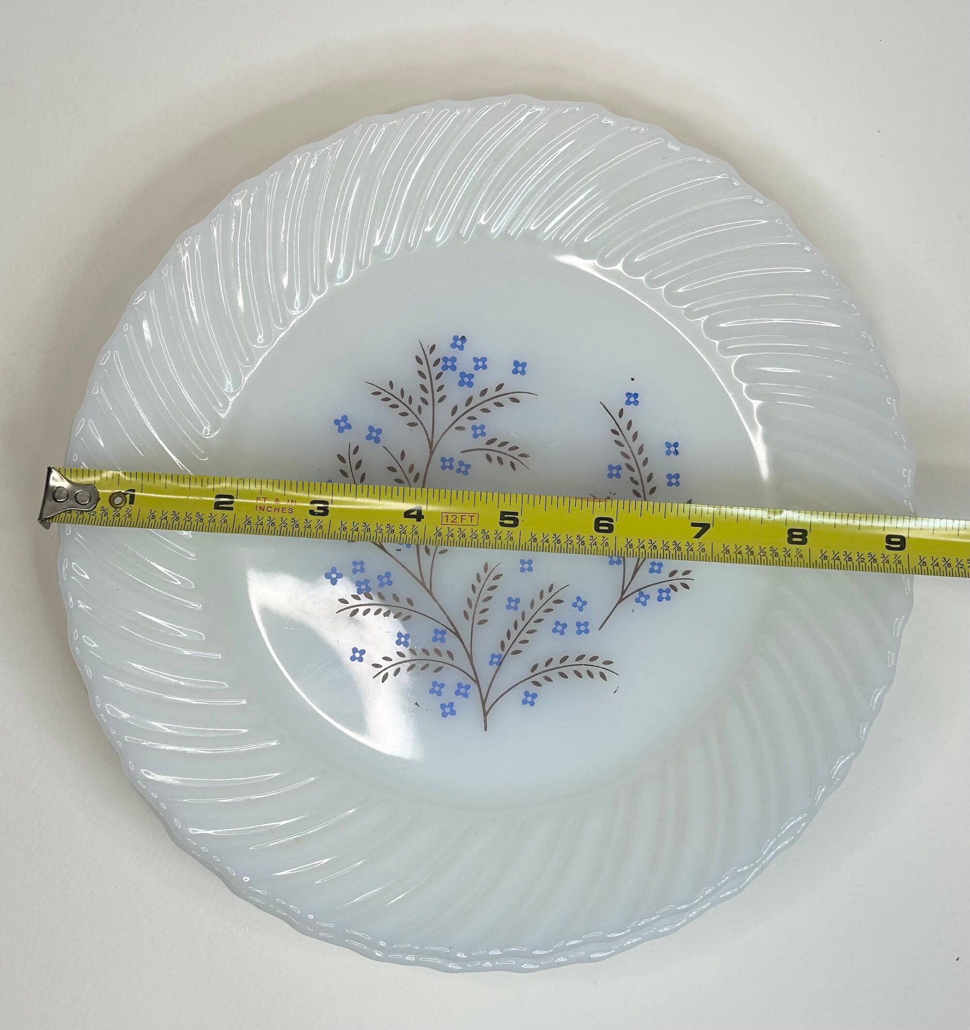 Vintage Termocrisa Milk Glass Floral Plates - Set of 4 - Fireking ...