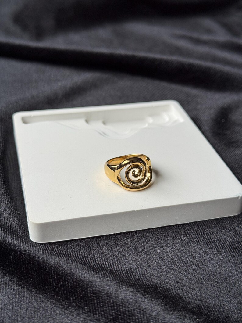 Spiral Form Ring | 18K Gold | Stainless Steel - Etsy