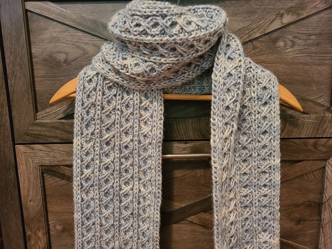 In the Crosshairs Scarf Knitting Pattern - Etsy