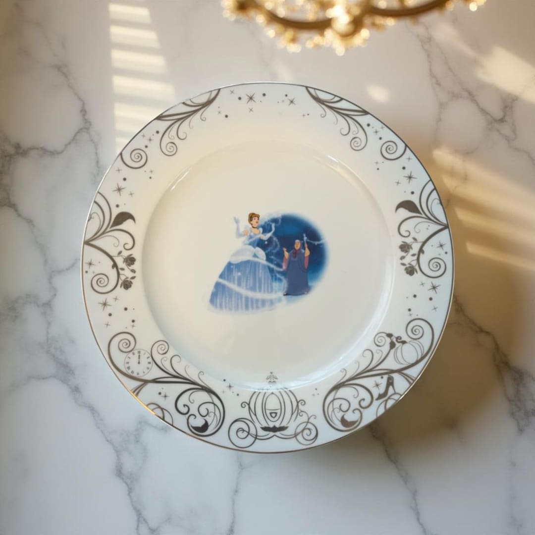 Disney Cinderella Plate by Zrike – 10.5” Collectible Dinnerware ...