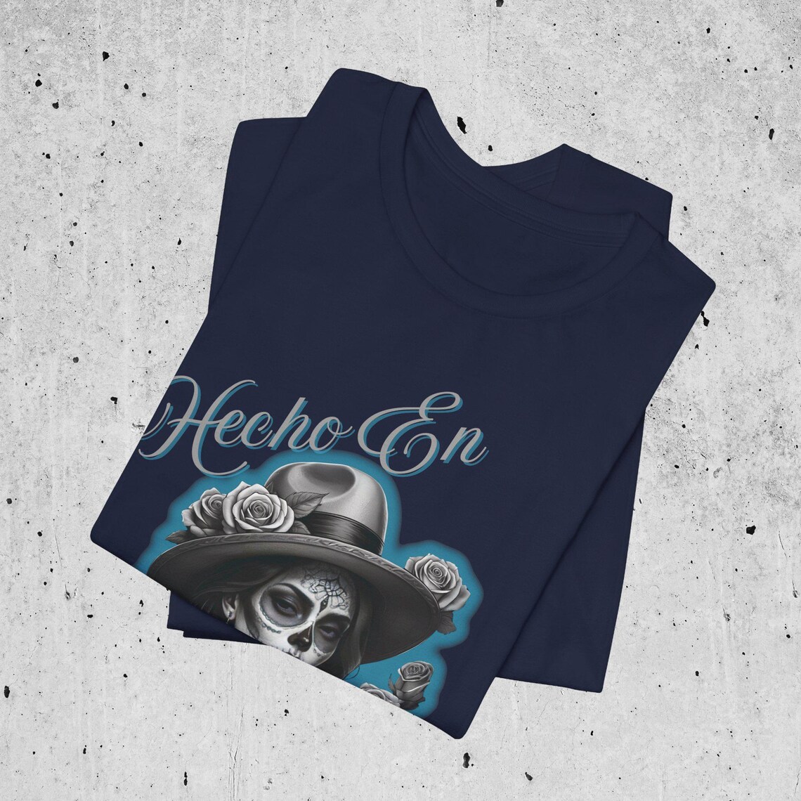 Hecho En Califas, California Pride Unisex T-shirt With Girl in Fedora ...